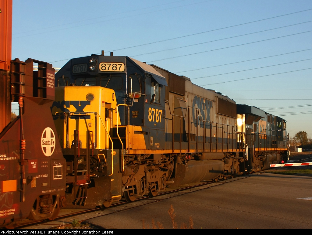 CSX 8787